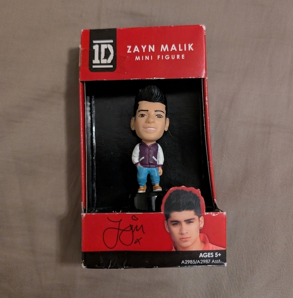 1D | Toys | Nwt One Direction D Zayn Malik Mini Figure Collectible ...